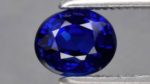 21 Types of Sapphires: Different Sapphire Colors & Origins
